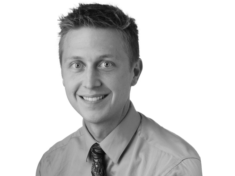 Dr. Farha Khan, Endocrinologist - North Memorial Health